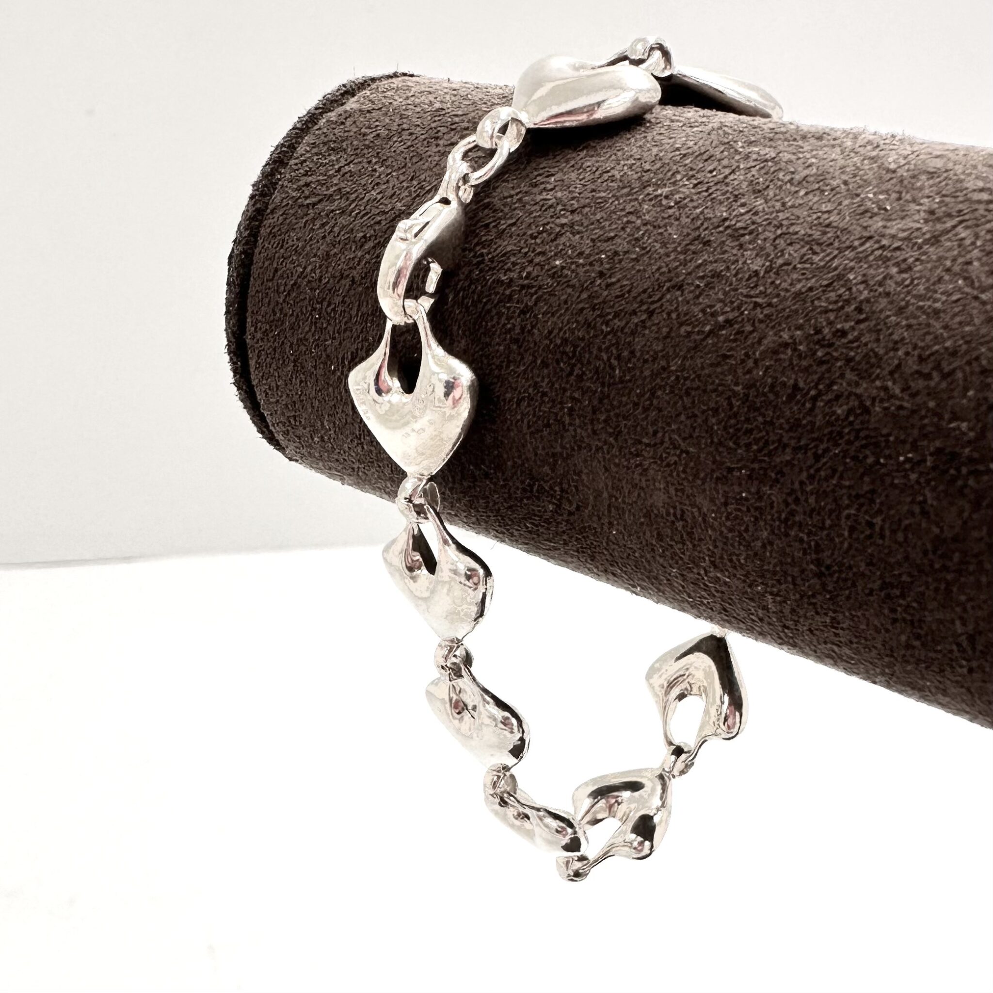Robert Lee Morris Silver Ann's Heart Bracelet | Robert Lee Morris Gallery